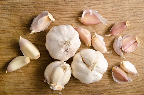 4 Healthy Reasons To Love Garlic Plus Free Recipe FOOD MATTERS 4 Healthy Reasons To Love Garlic Plus Free Recipe FOOD MATTERS